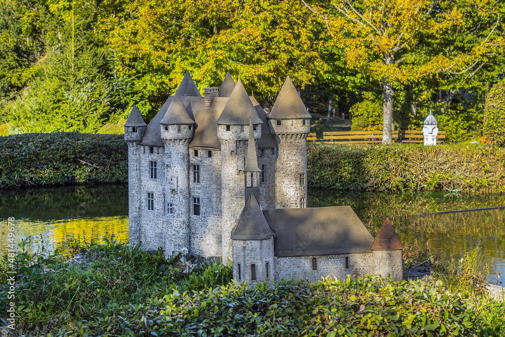 France Miniature - 116 of most spectacular monuments of French national ...