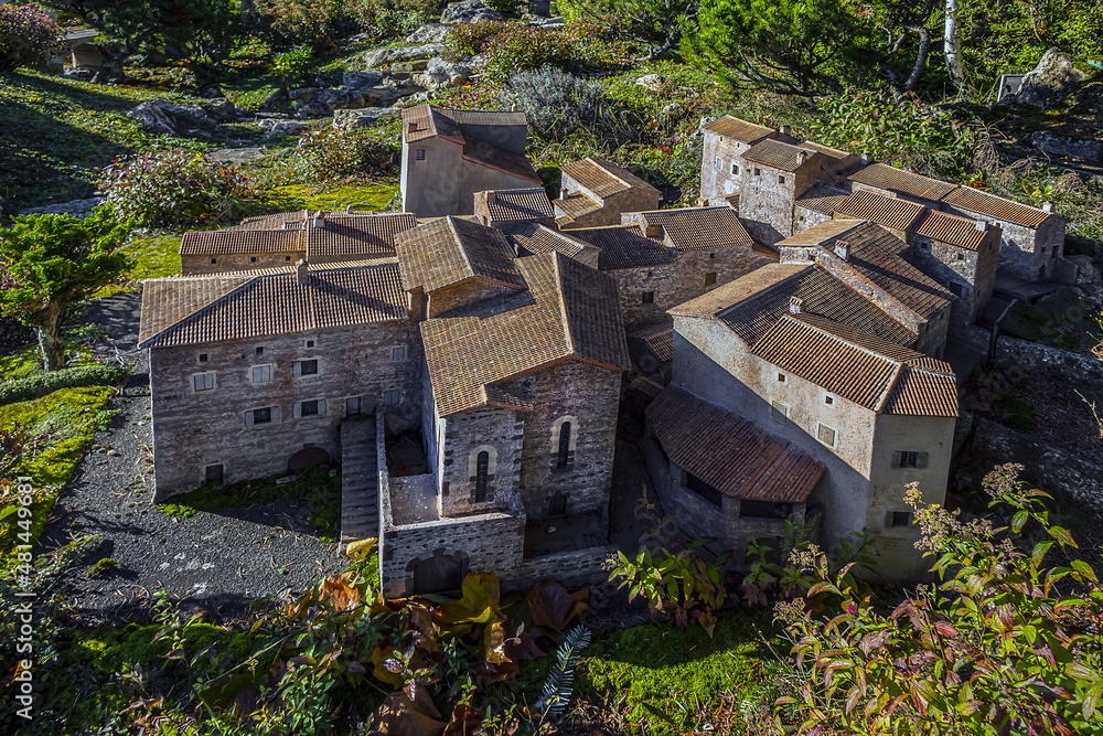 France Miniature - 116 of most spectacular monuments of French national ...