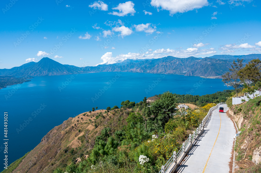 Vista panorámica del Lago de Atitlán - Lago de Atitlán, Guatemala ...