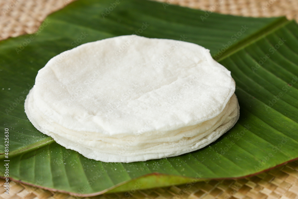 Rice Pathiri , pathir flat bread with spicy chicken curry, coconut milk ...