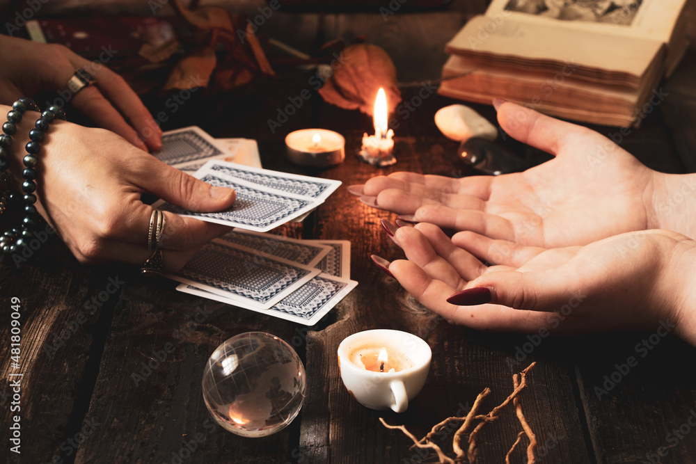tarot fortune teller, magic and the occult, occult sciences, divination ...