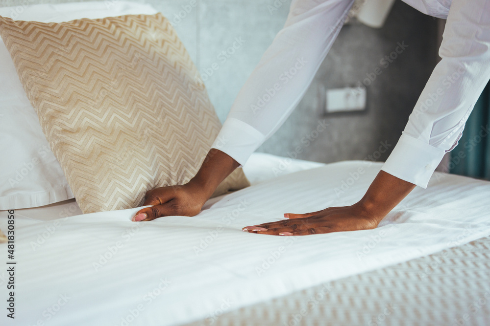 Housekeeper Cleaning A Hotel Room African Housekeeper In A Hotel Room 3602