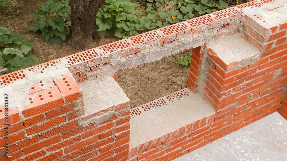 Place for installing reinforced concrete window lintel in country house ...