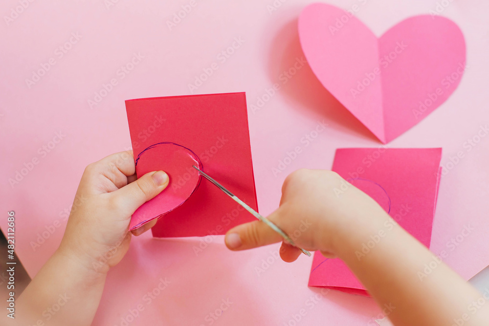 Step by step instructions. How to make a paper heart card for Valentine ...