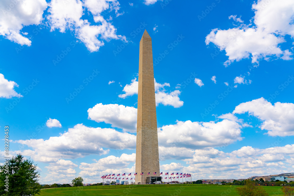 The Washington Monument is an obelisk on the National Mall in ...