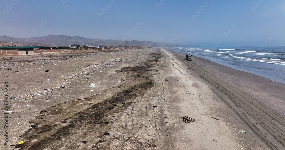 Peru Oil spill 2022: Aerial images of the coast of Ventanilla district ...