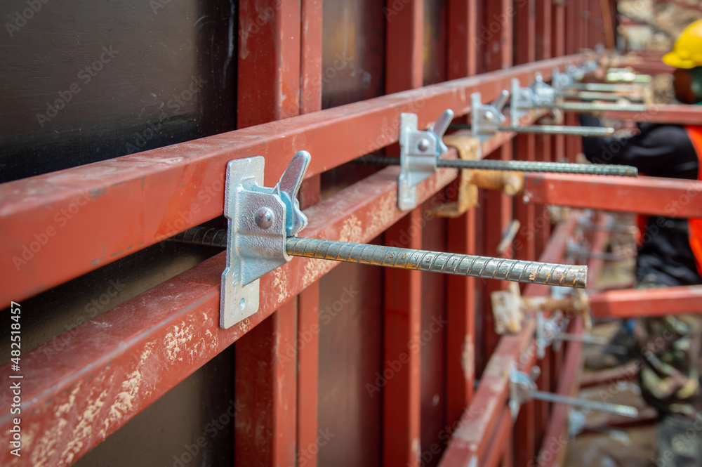 Construction formwork for concrete.Spring clips are a new formwork ...