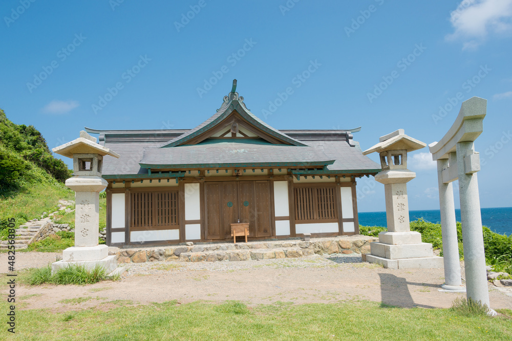 Foto de Fukoka, Japan - Jun 10 2019 - Okitsu-gu Yohaisho at Munakata ...
