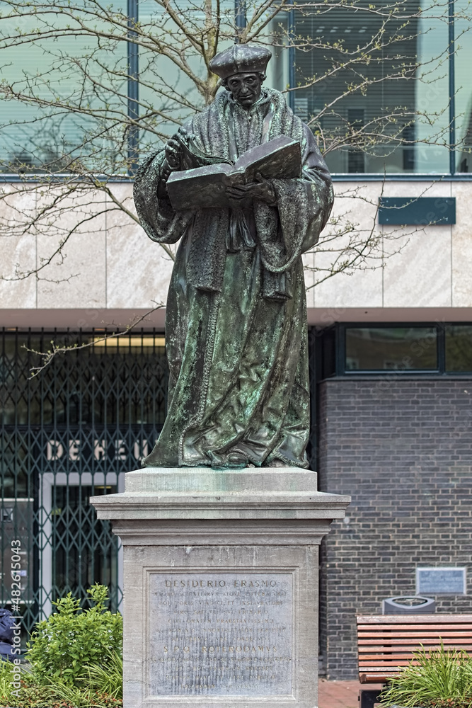 Statue of Erasmus in Rotterdam, Netherlands. The statue by the Dutch ...