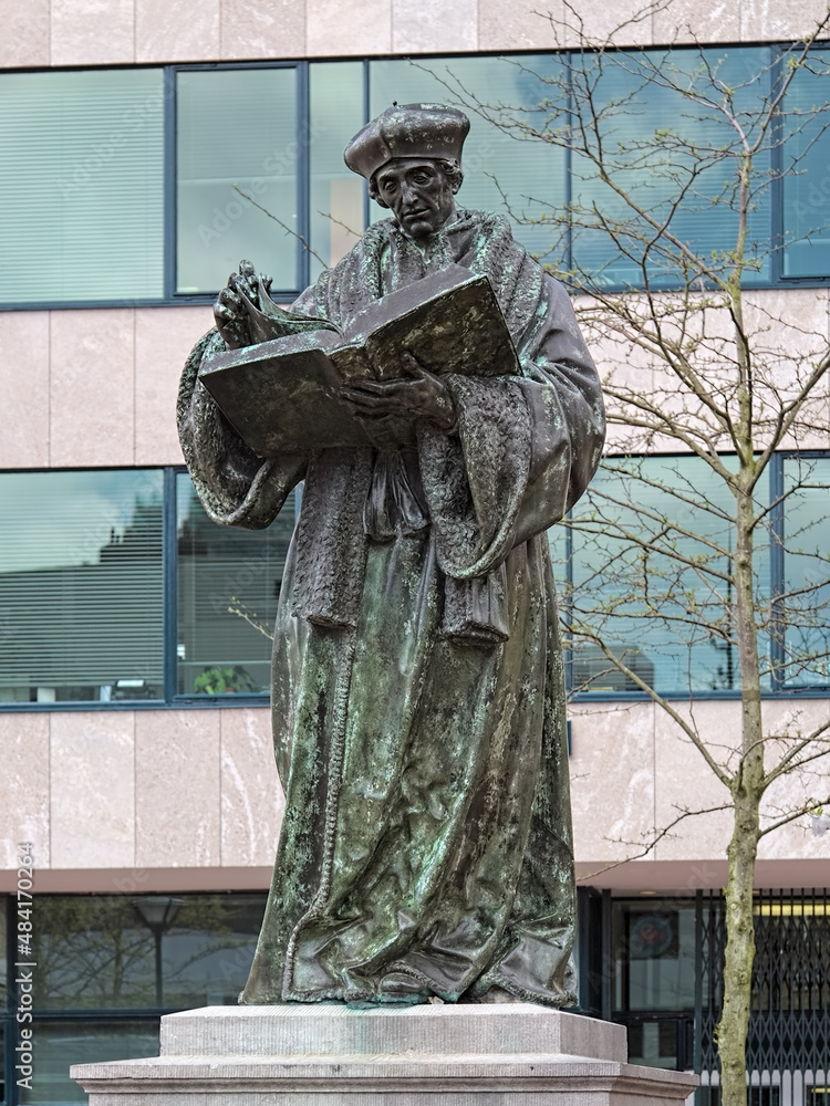 Statue of Erasmus in Rotterdam, Netherlands. The statue by the Dutch ...