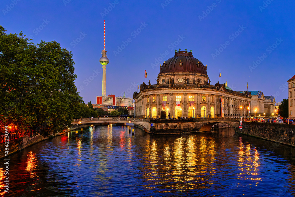 Bode Museum at night, Museum Island, UNESCO World Heritage Site, Berlin ...