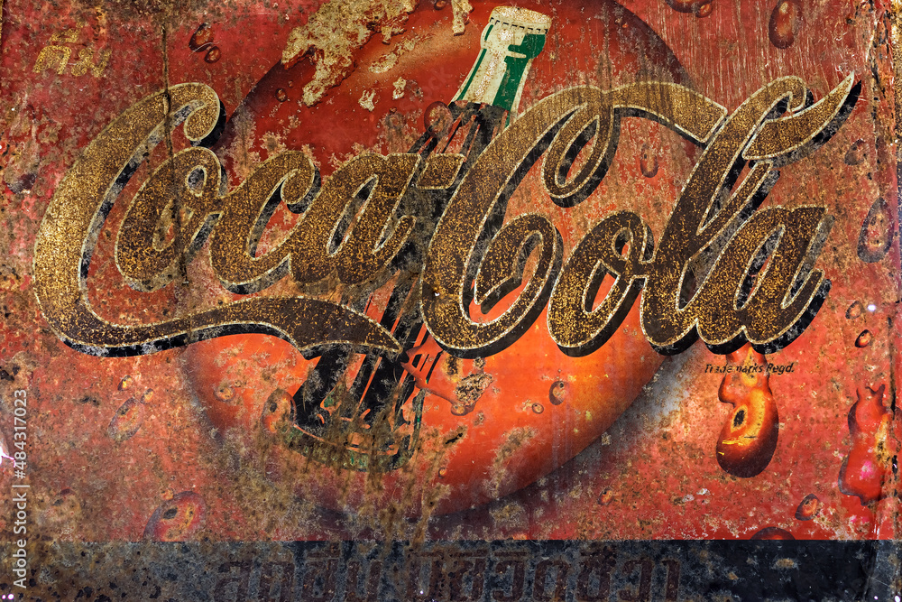 KANCHANABURI, THAILAND-DECEMBER 29,2019 : Close up vintage coca cola ...