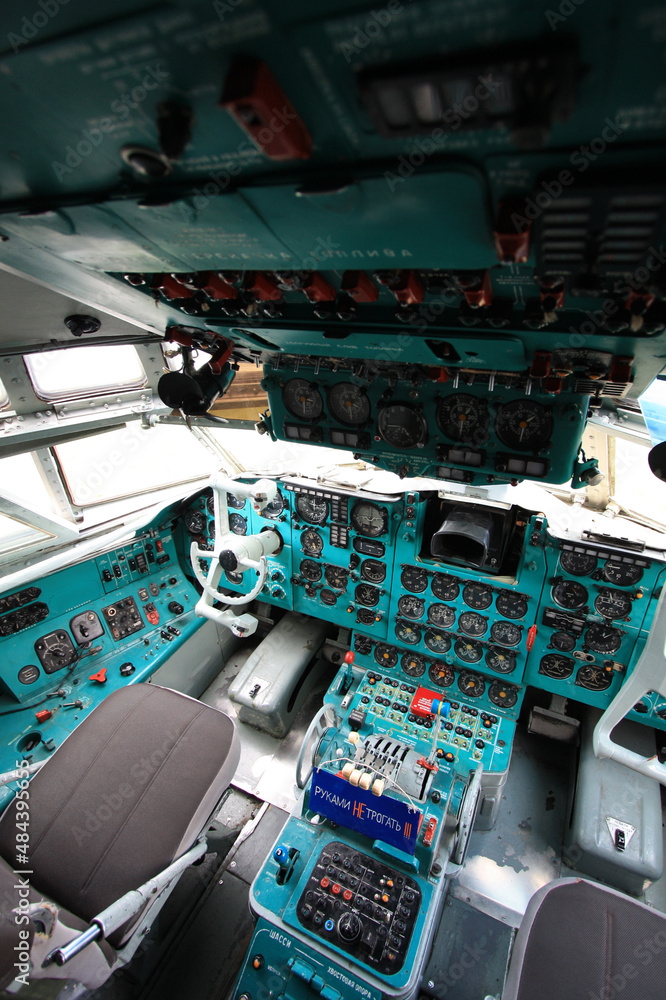 Interior view of the cockpit of an old Ilyushin Il-62 "Classic" long ...