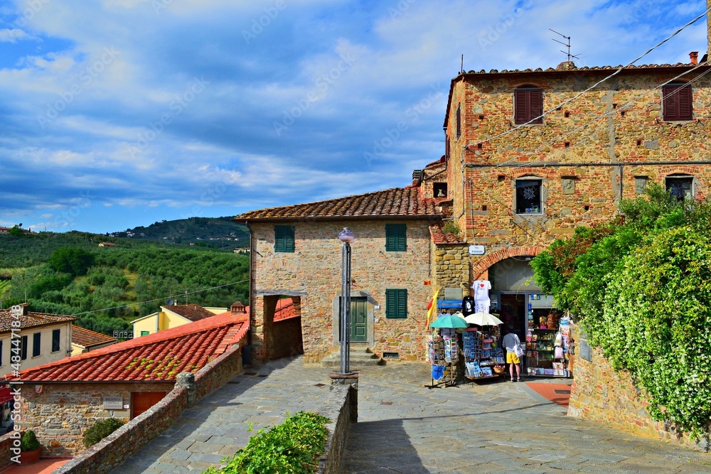 medieval village of Vinci, a Tuscan town in the province of Florence ...