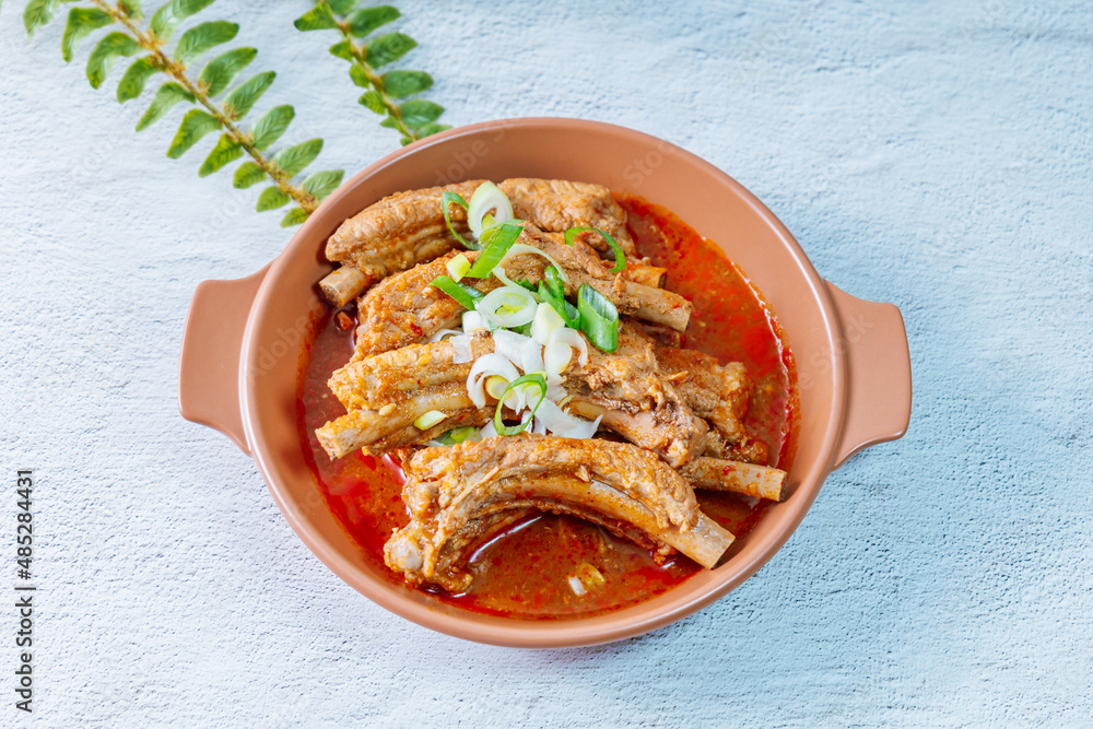 Deunggalbijjim, Korean Braised Pork Rib : For this dish, pig backbone ...