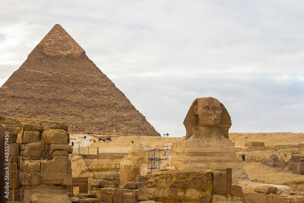 Sphinx and The Great Pyramid of Chephren (also known as Pyramid of ...