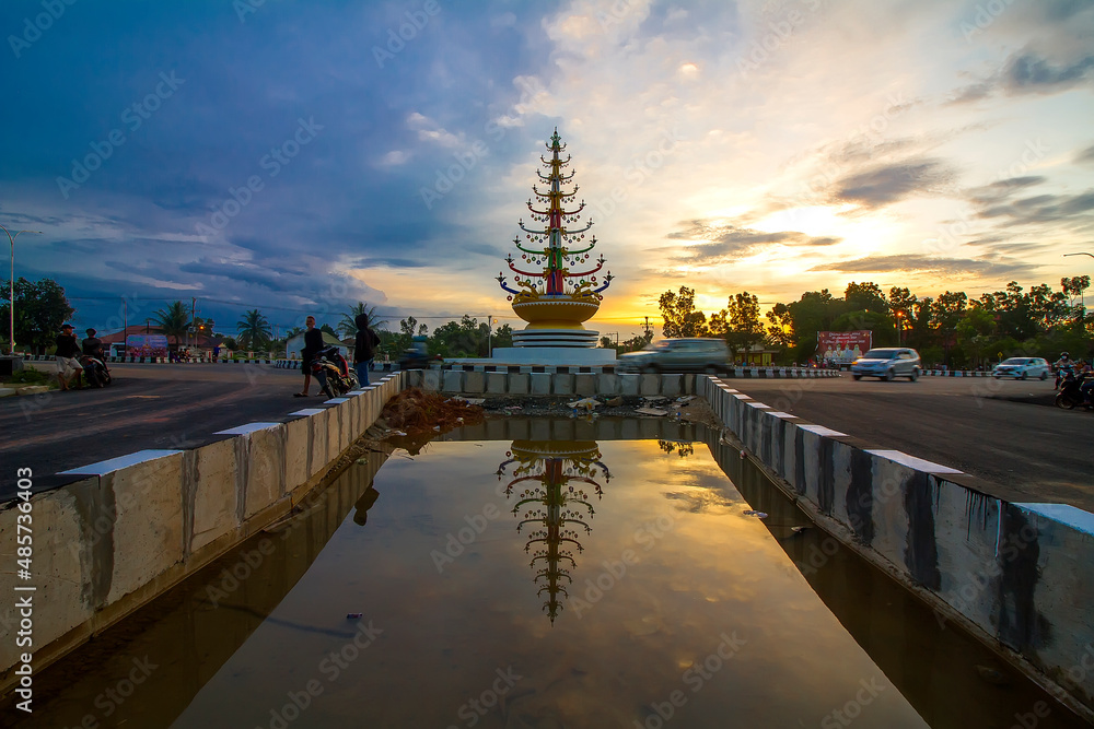 Mount Perak Roundabout Located in Tamiang Layang, East Barito Regency ...