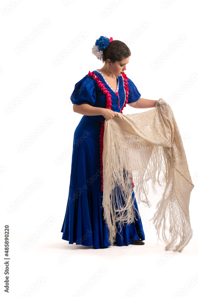 Chula Madrileña vestida de chulapa, traje típico del Chotis Madrileño ...