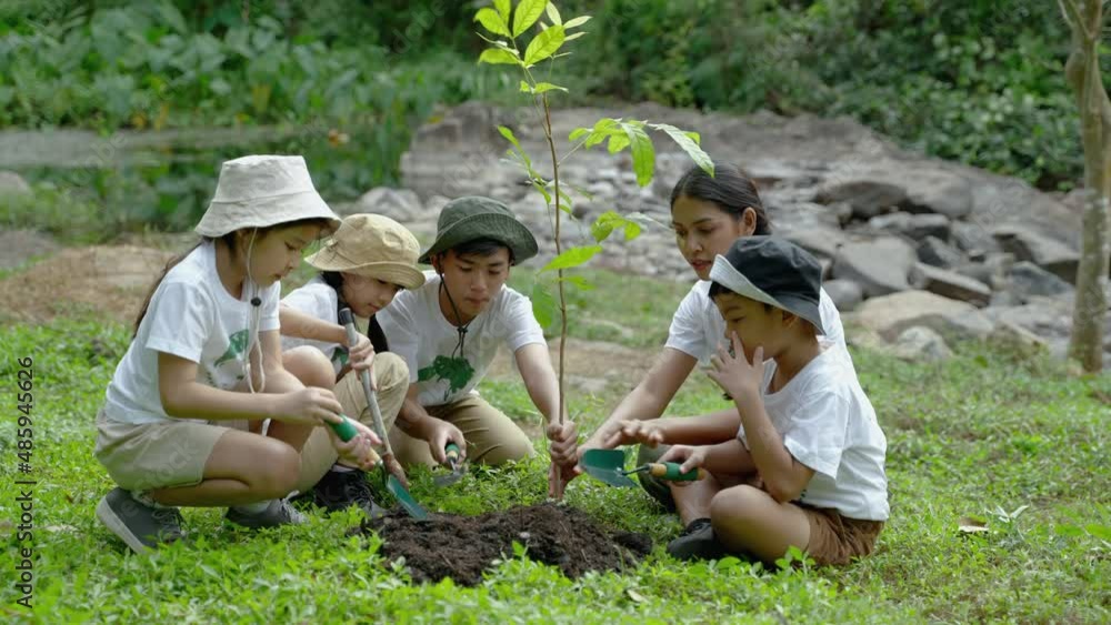 Children join as volunteers for reforestation, earth conservation ...
