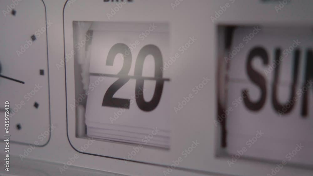 Retro Flip Clock Calendar turning fast turning through the days. Time ...