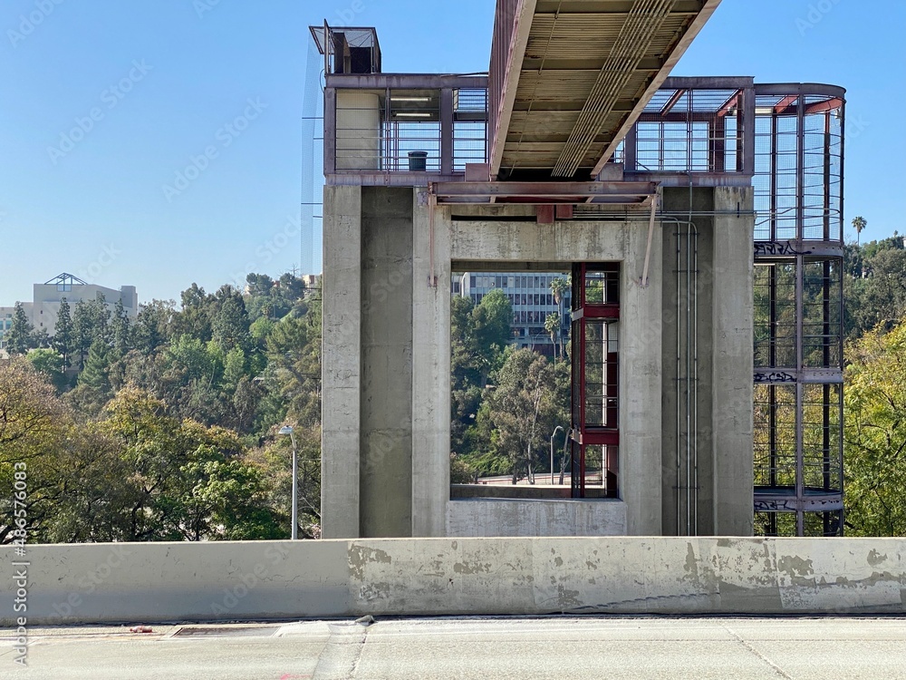 LOS ANGELES, CA, APR 2021: concrete elevator shaft in open air, next to ...