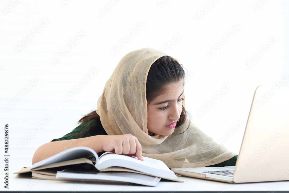 Adorable Pakistani Muslim girl with beautiful eyes wearing hijab ...