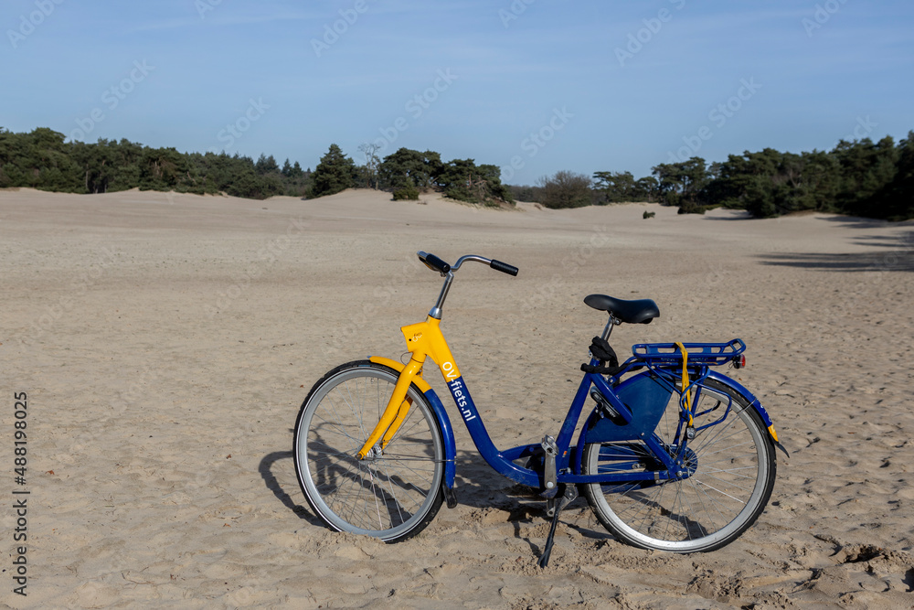 Soest, The Netherlands - February, 2022: Shifting sands with solitary ...