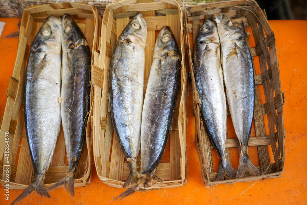 Pindang is identical to tuna, tuna, and skipjack. When in fact there ...