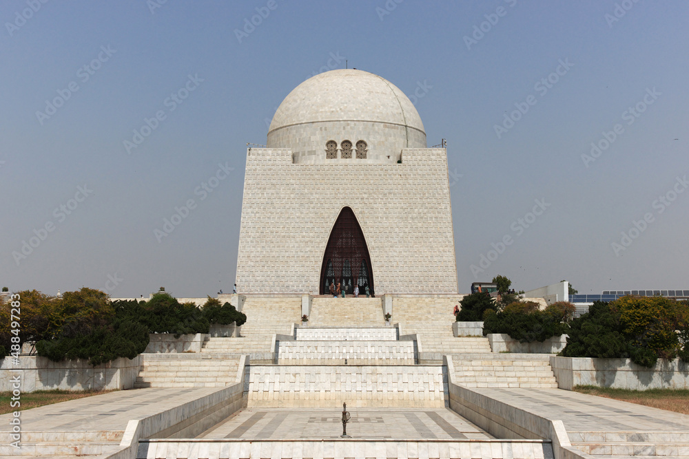 Mazar E Quaid Inside