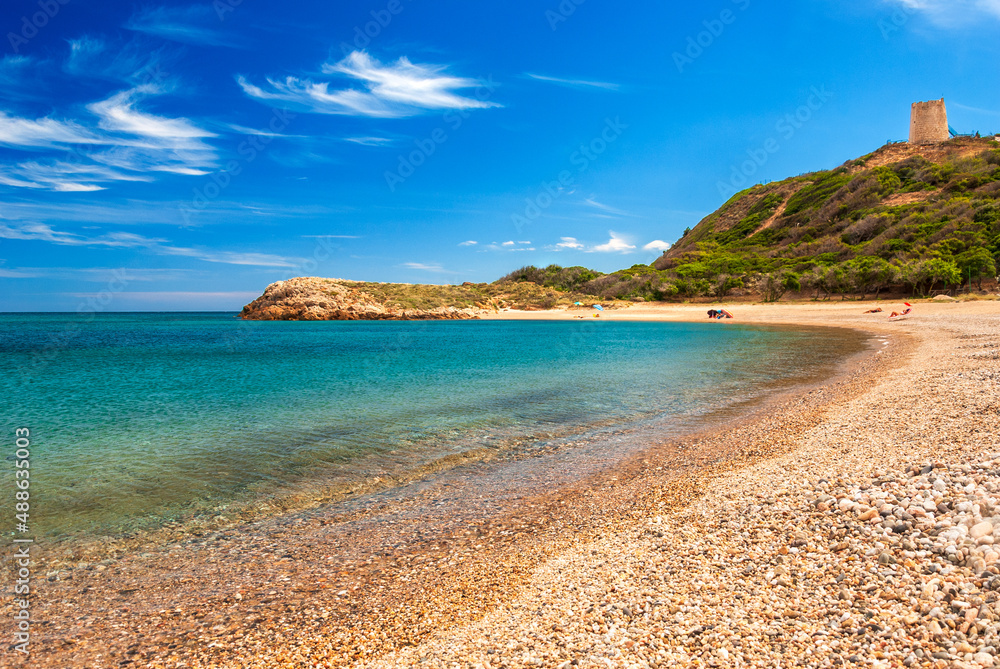 Sardegna, splendida spiaggia di Su Portu a Chia, Domus de Maria, Italia ...
