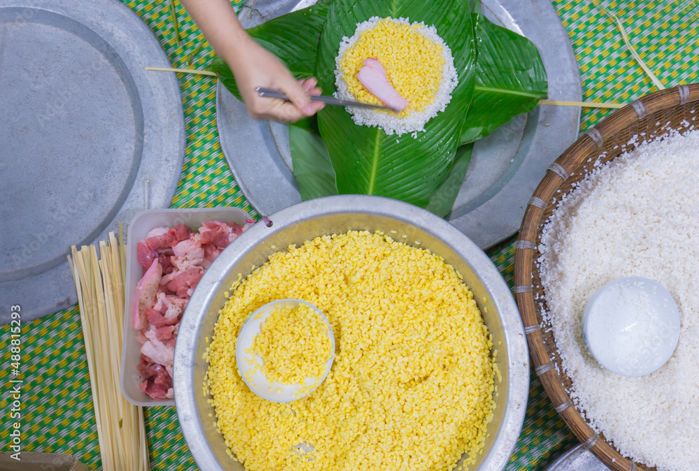 Making chung cake - A traditional food in Tet holiday- Vietnam ...