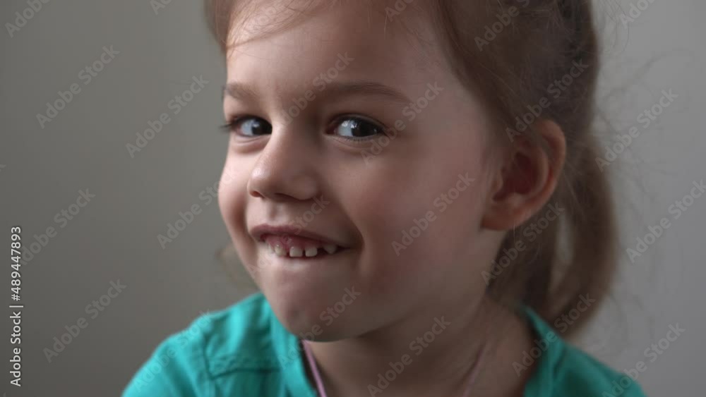 Portrait Funny little close up view happy preschool girl smiling child ...