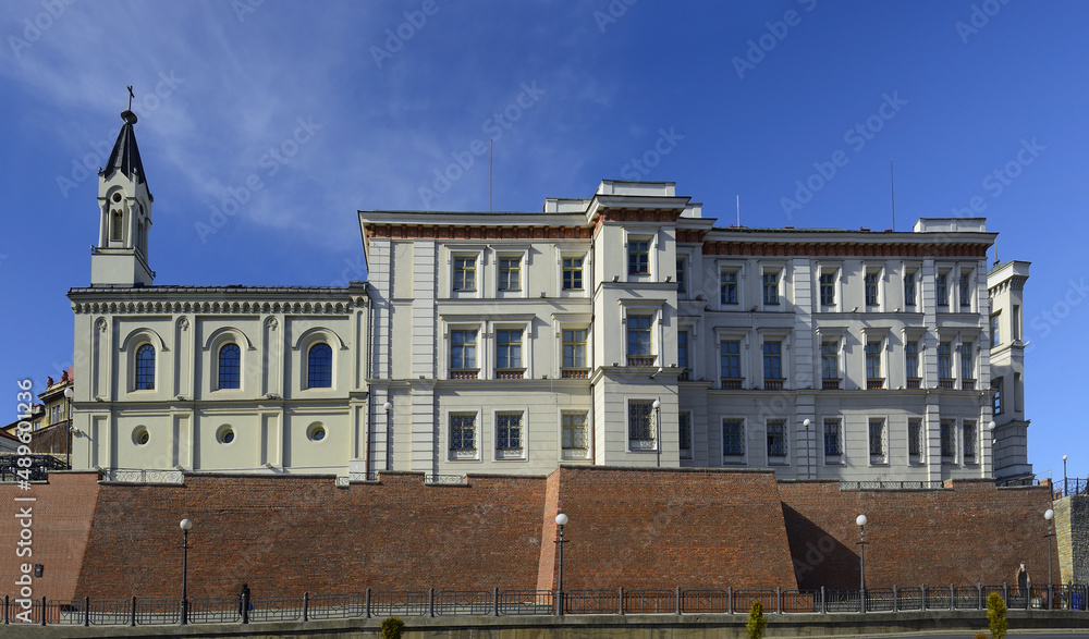 Foto de Bielsko-Biala Museum, located in the Sułkowski Castle, which ...