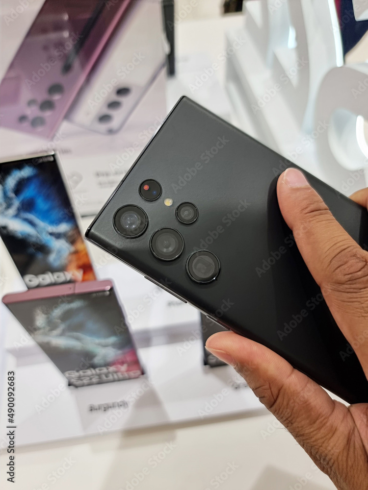 Samsung Galaxy S22 Ultra 5G offering 4nm Snapdragon 8 Gen1, 108MP, 10MP ...