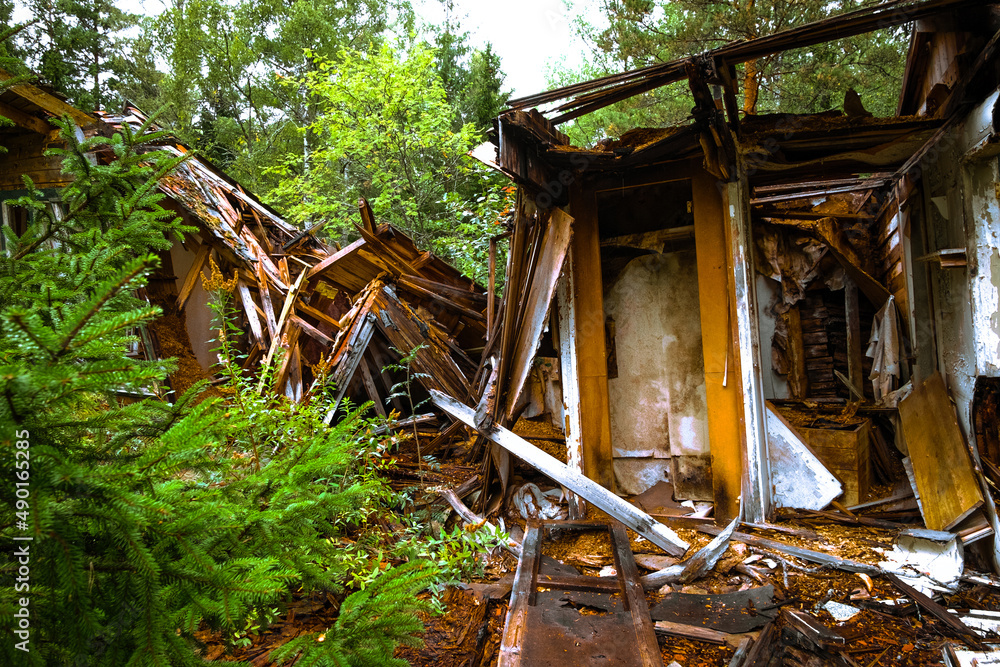 Cabin fallen down after decades of decay following the exodus from the ...