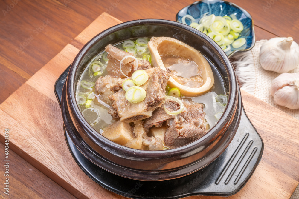 Beef bone soup or Seolleongtang The Most COMFORTING Korean food Served ...