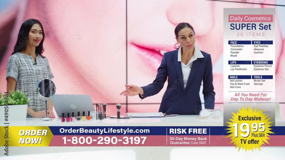 Vidéo Stock TV Shop Infomercial: Female Host, Beauty Expert uses ...