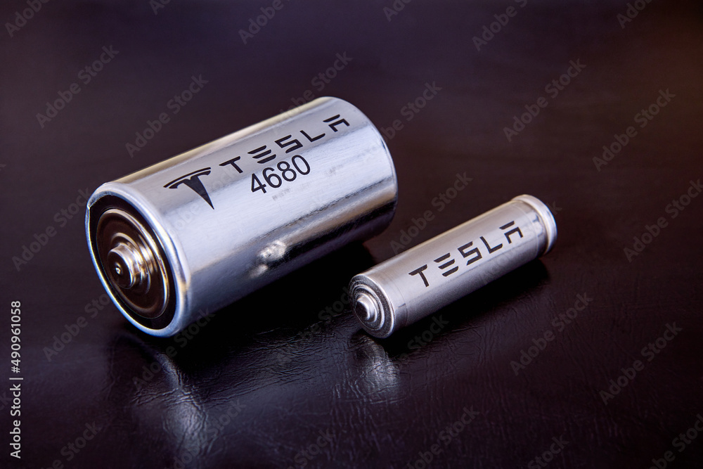4680 Tesla Battery Cell is new form factor, St. Petersburg, Russia ...