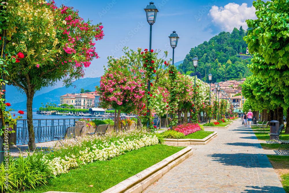 Bellagio borgo on Lake Como, Italy. Romantic scenery of coast and ...