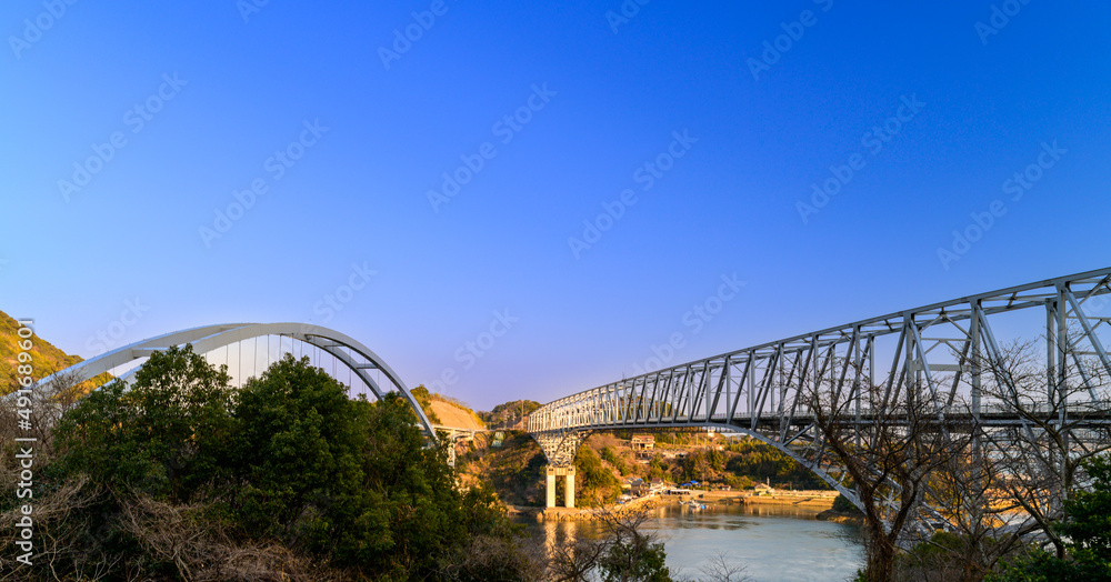 夕暮れの天草五橋「新1号橋・1号橋)(天門橋)」風景 Amakusa Five Bridges at dusk "New No. 1 ...