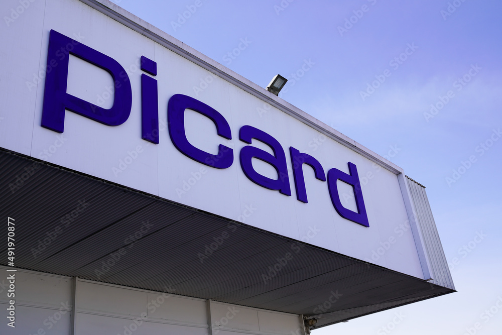 Picard logo sign and brand text of French supermarket store food ...