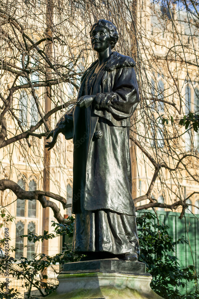 Emily Pankhurst 1858-1928 monument statue in Victoria Tower Gardens at ...