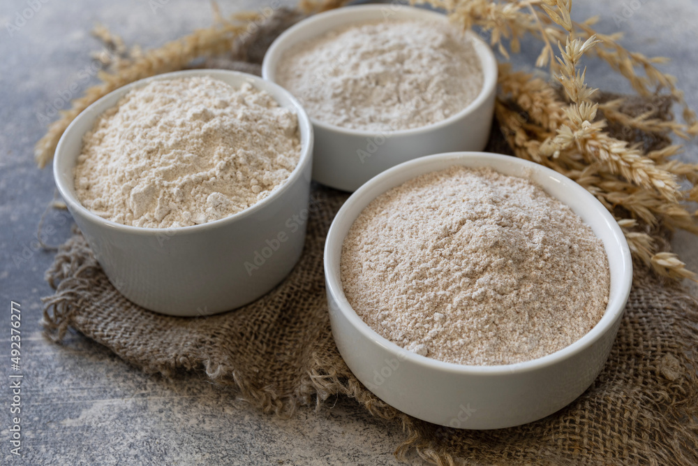 Food and baking ingredient. Wheat flour coarse from whole wheat grains ...