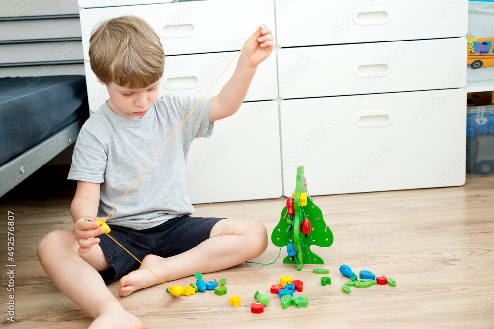 Fine-motoric skils. Stringing Beads Toys for infants and toddlers ...