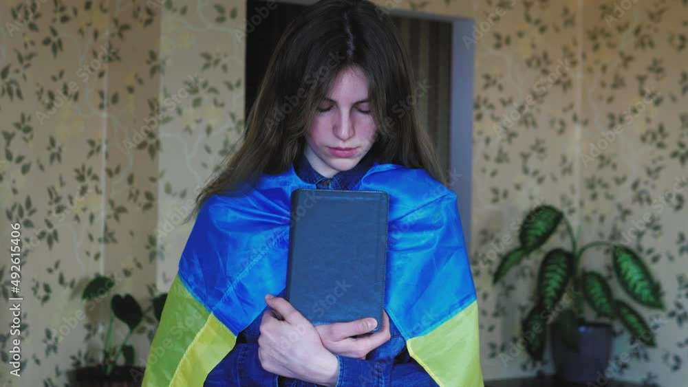 Sad upset depressed stressful ukrainian refugee female woman holding ...