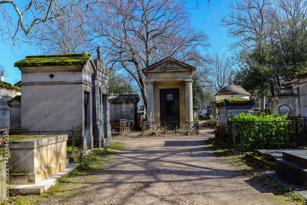 famous cemetery and graveyard in Paris, France , Père Lachaise ...