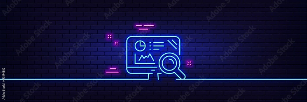 Vecteur Stock Neon light glow effect. Seo statistics line icon. Search engine sign. Analytics ...