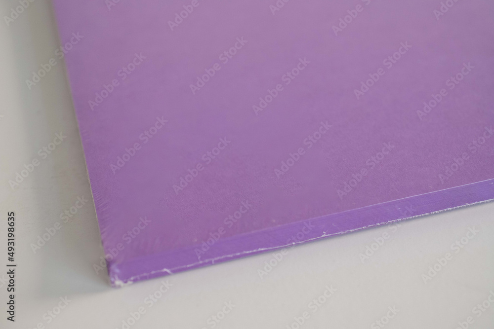 Hoja de colores para manualidades color lila Stock Photo | Adobe Stock