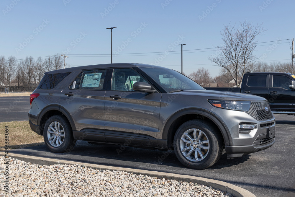 Ford Explorer/Police Interceptor at a dealership. Ford offers the ...