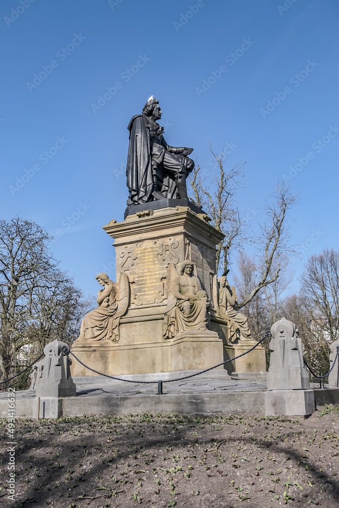 The monument to poet and playwright Joost van den Vondel (Standbeeld ...